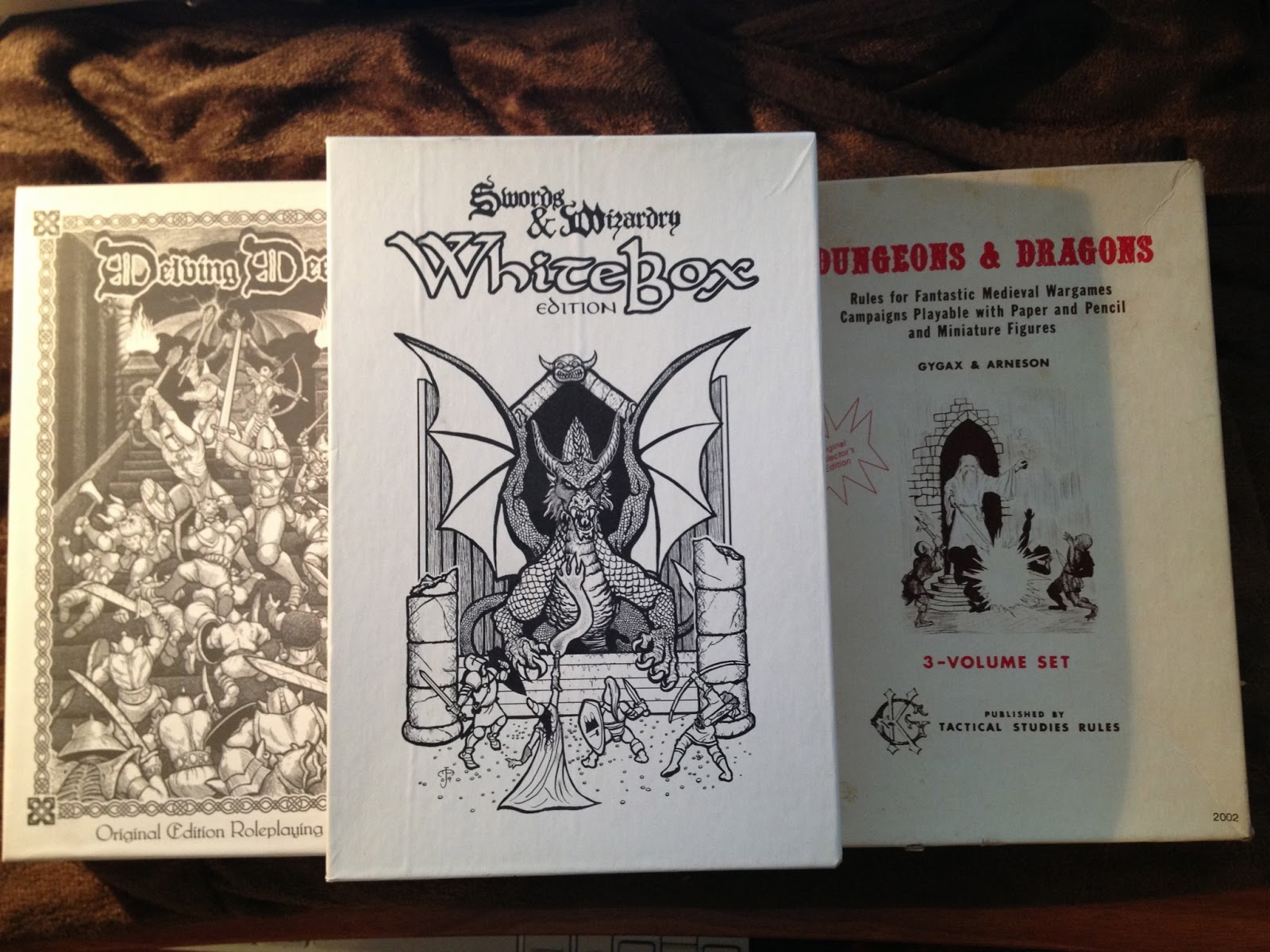 Tenkar's Tavern: The Three "White Boxes" of D&D and It's Clones