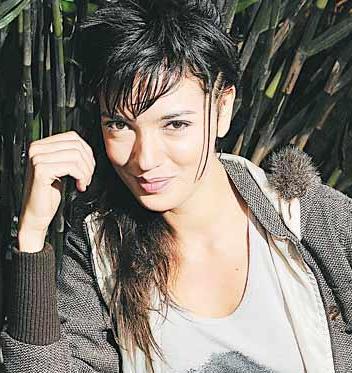 FOTOS VIDEOS ACTORES MODELOS ETC: FOTOS DE MARIA ADELAIDA PUERTA