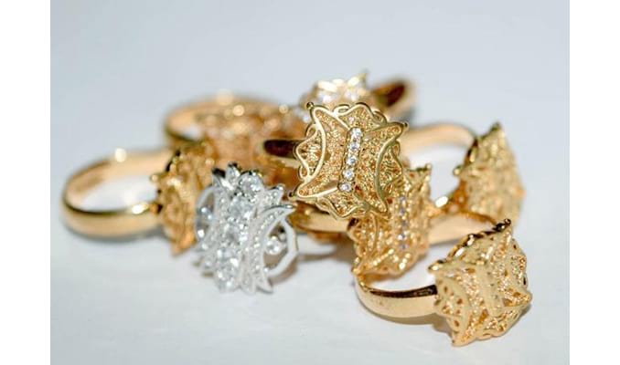 Pakaian Adat Aceh dan perlengkapannya busana aceh | Apotik Hidup + (nuansa)