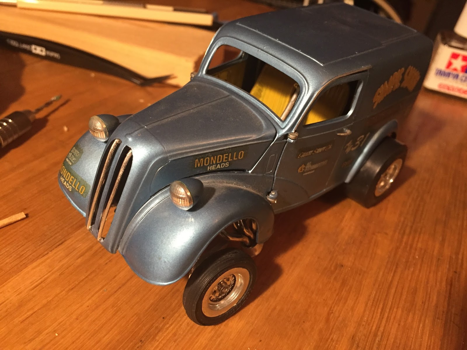 羽沢RAdio: Revell Thames Panel truck テムズパネルトラック1/25レベル