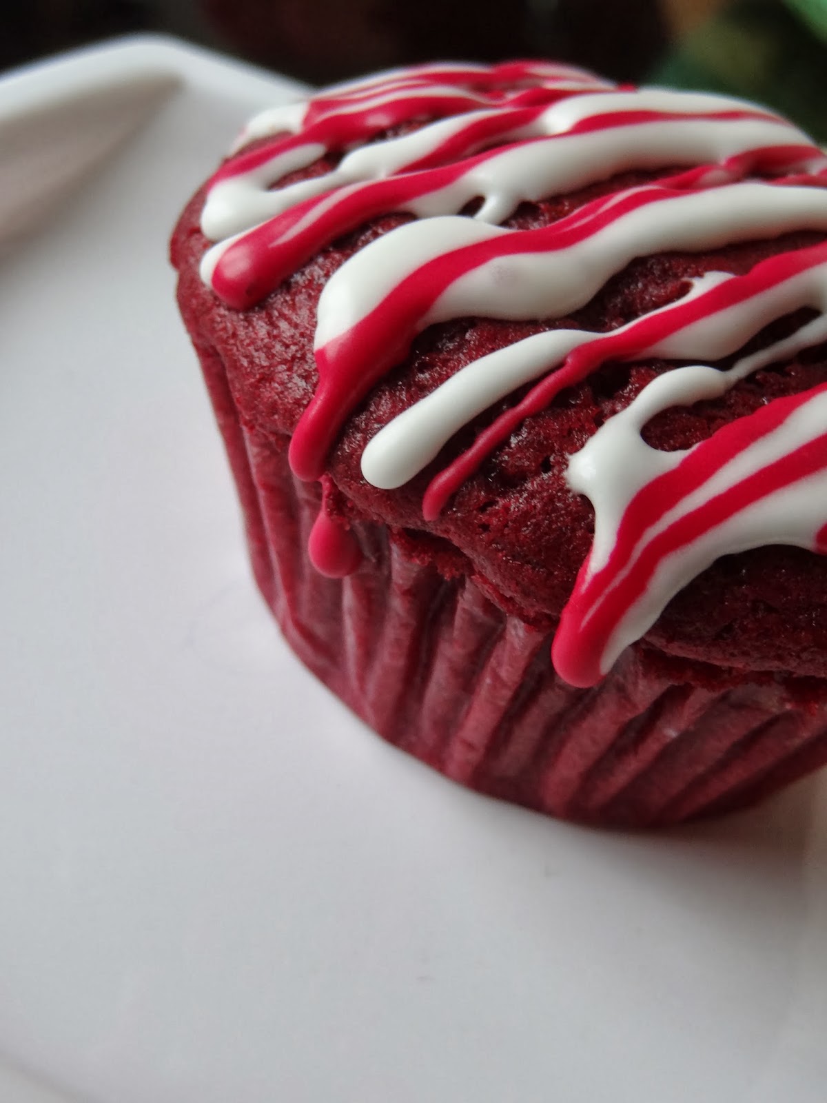 Culinarily Yours...: Red Velvet with Cream Cheese Frosting ....