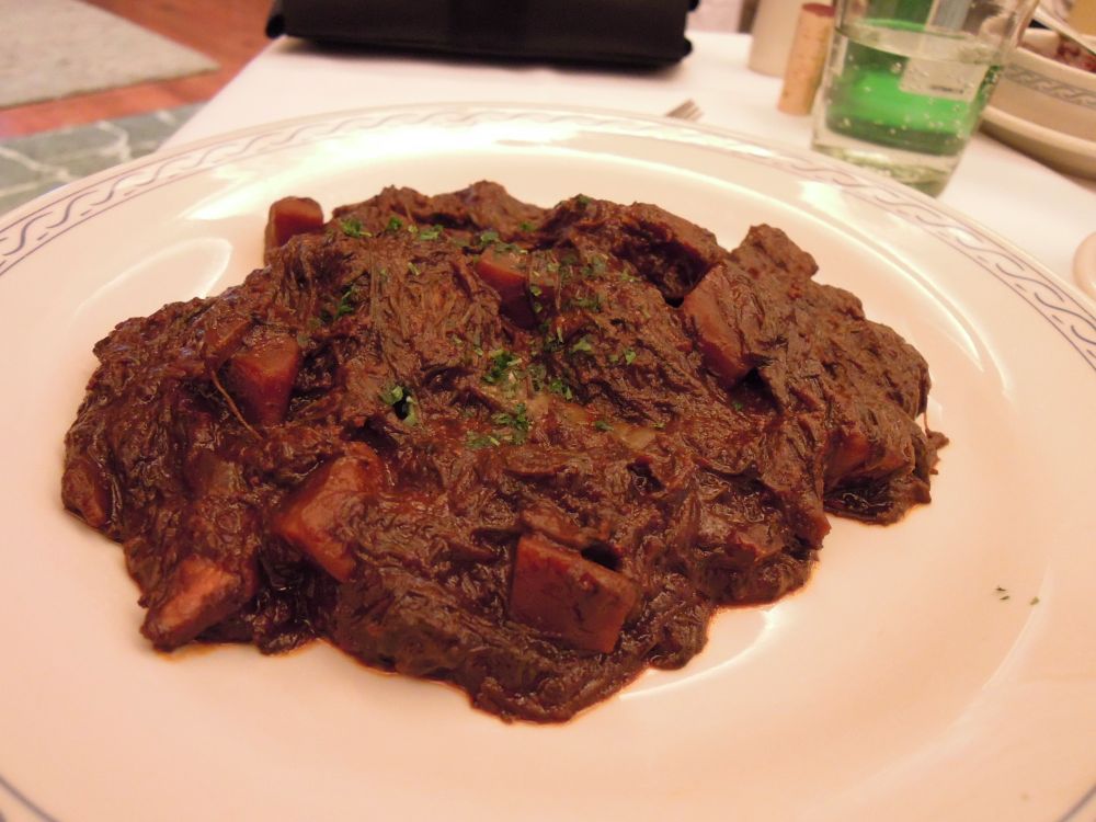 El Pecado: El Cardenal, per sécula seculórum