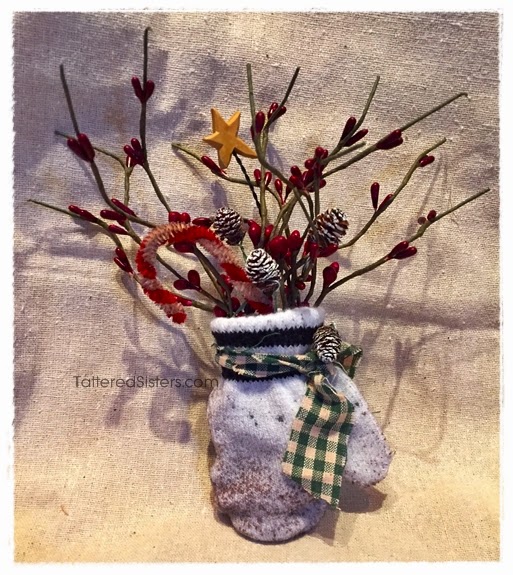 Primitive Mitten with Pip Berries Ornie | Tattered Sisters Primitives