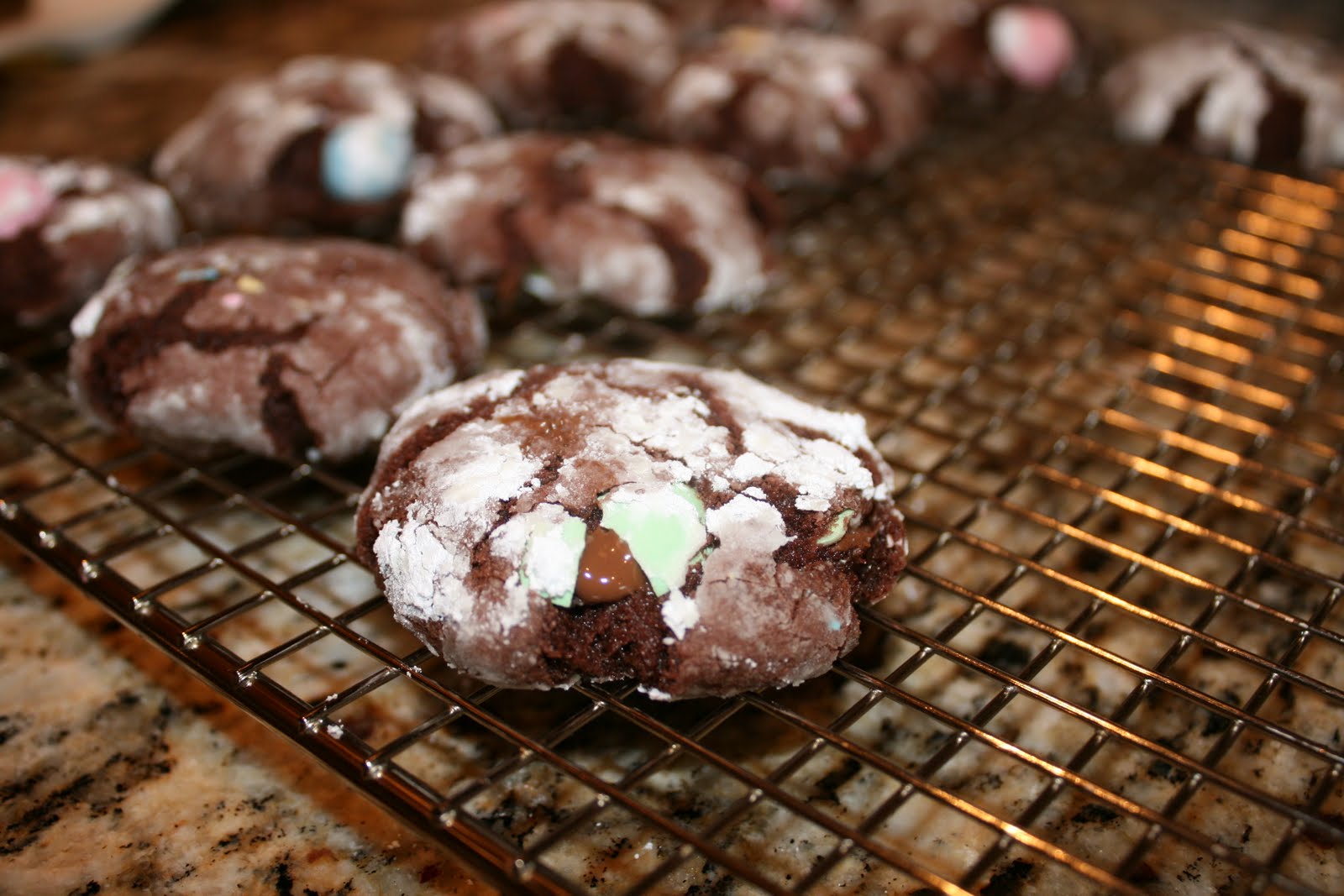 everything to entertain: Simple Chocolate Crinkle Cookies- Easter Style