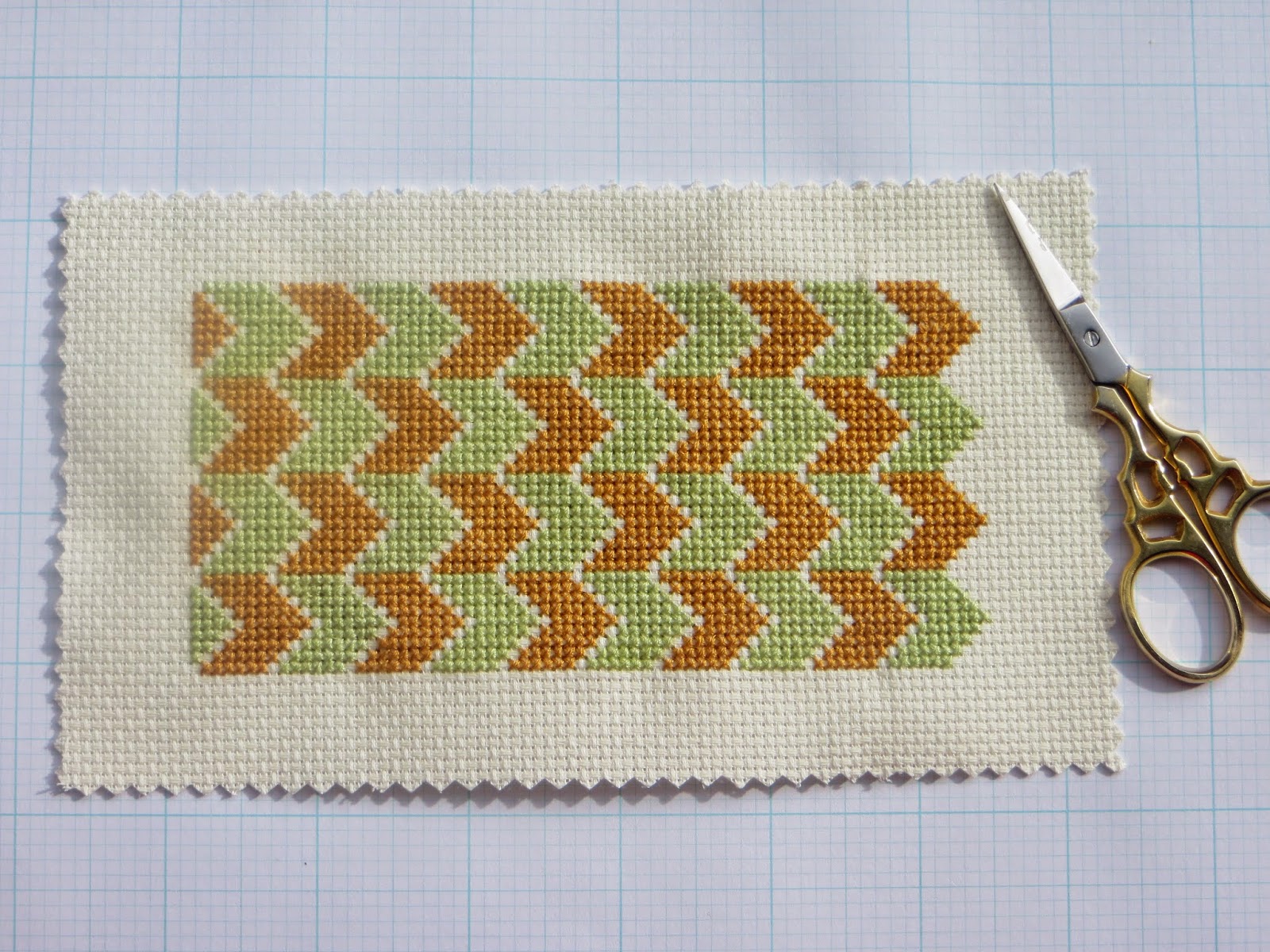 paperfolk: DIY Patterns: Geometric Motif 4