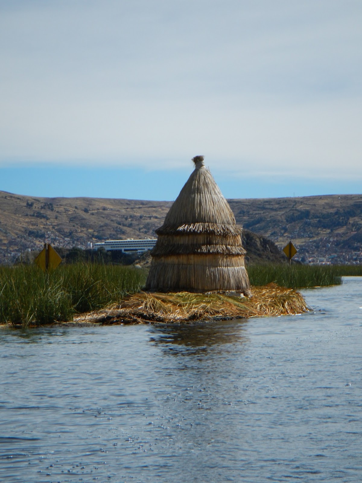 globetrotter-daniel & flo: Puno - 49 Inseln der URUS / Peru