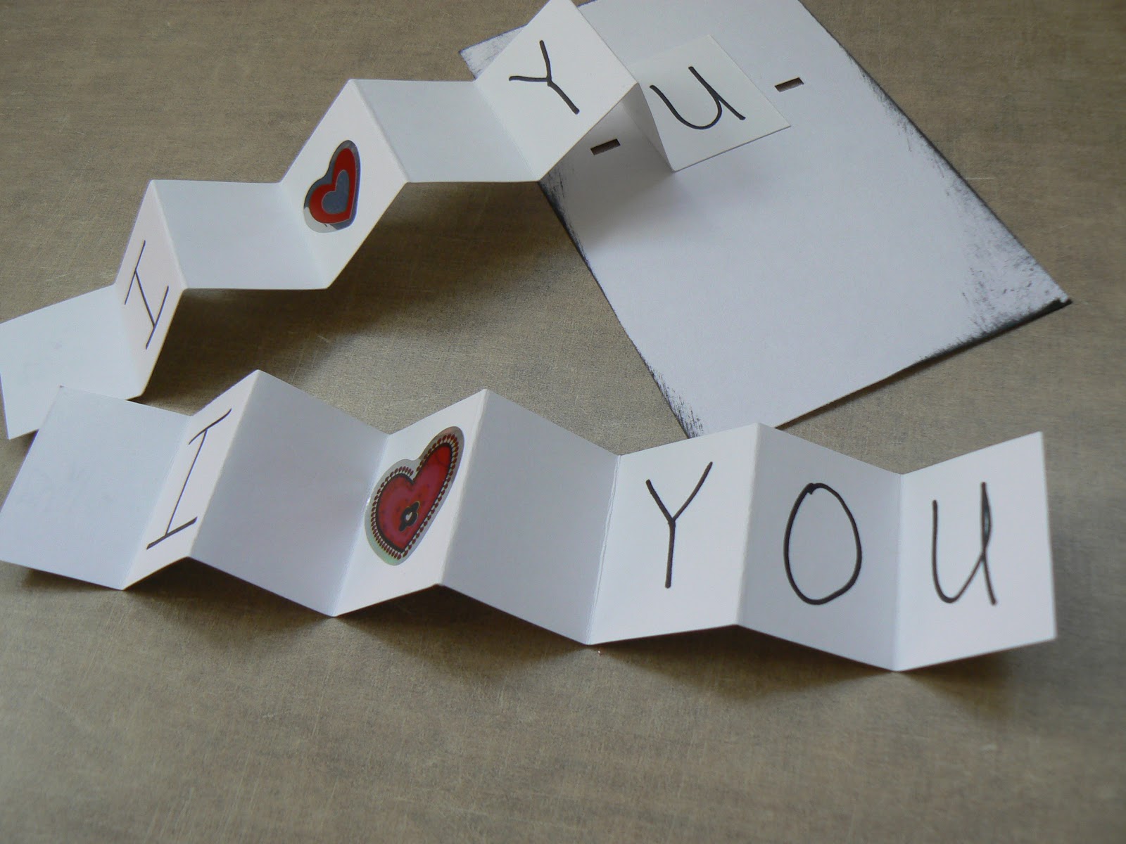 The Creative Homemaker: Love Note 3-Paper FoldOut