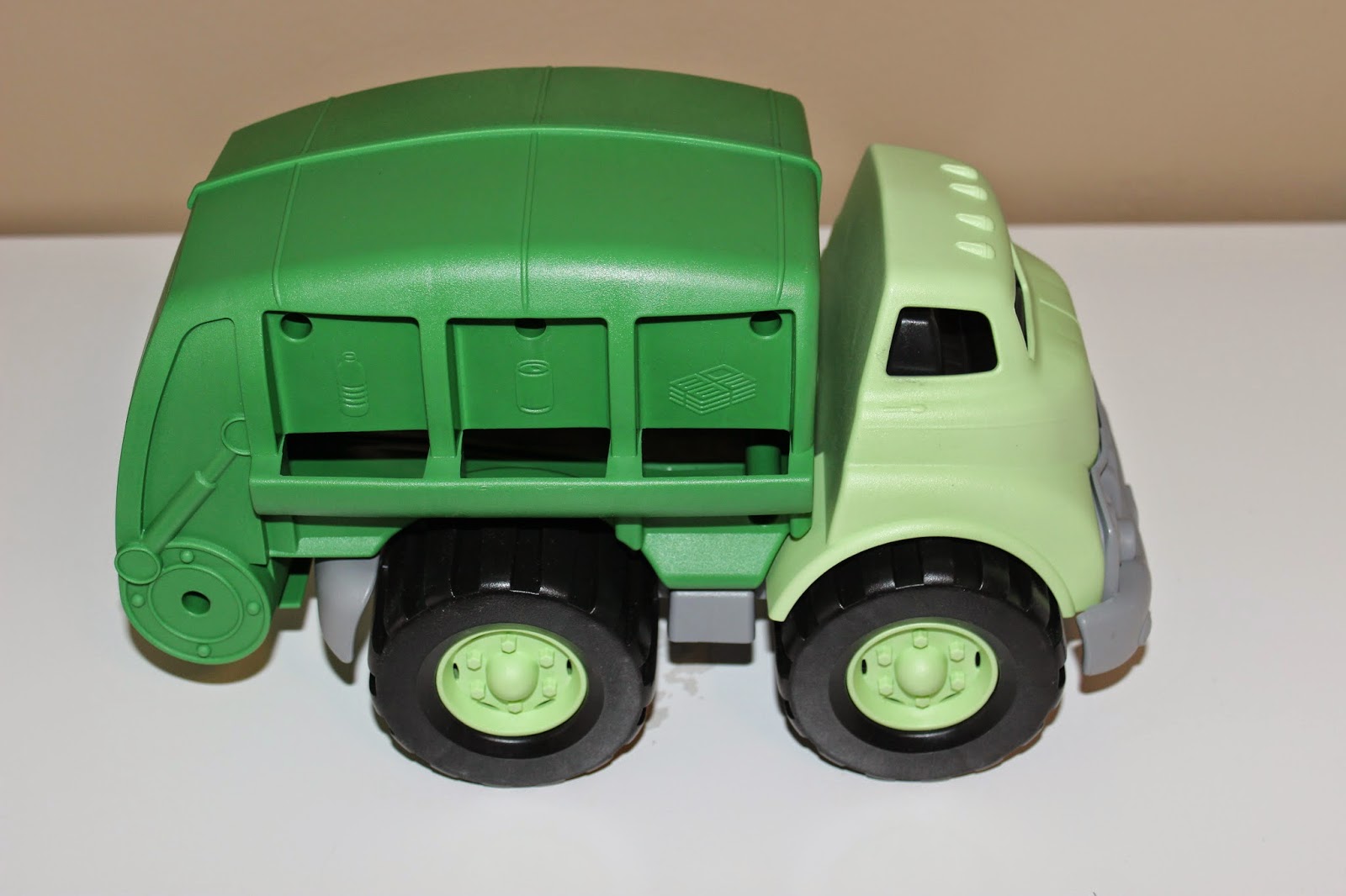 Trying To Go Green: Babies 1st Birthday: Green Toys Recycling Truck ...