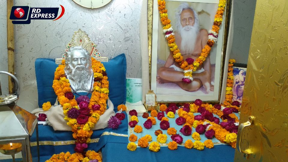 Pujya Asharam Bapuji: Birla Ghat - S.S. Ghatwale Baba - Haridwar