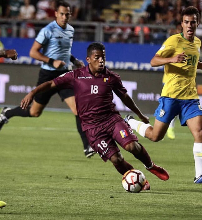 No More Another Brand's Kits? Updated Venezuela 2019 Home Kit Released ...