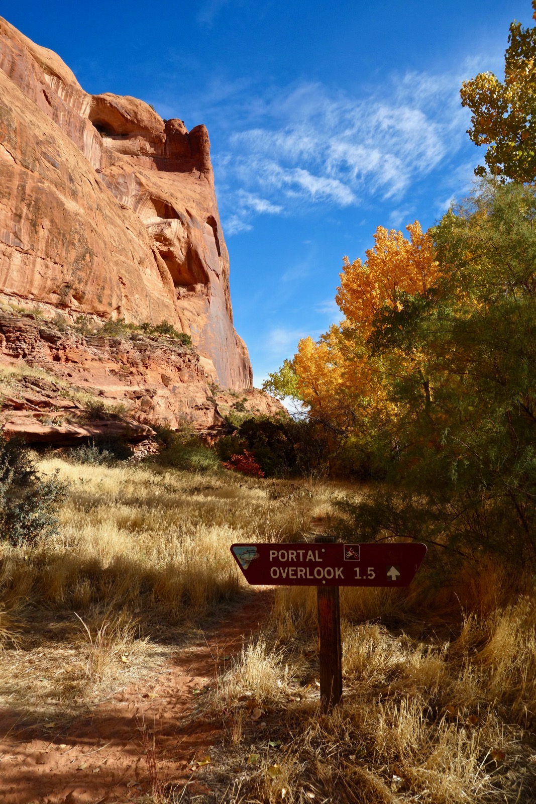 Earthline: The American West: Portal Overlook, Poison Spider Trail to ...