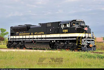 The Big Little Railroad Shop: More NS heritage locomotives - photos