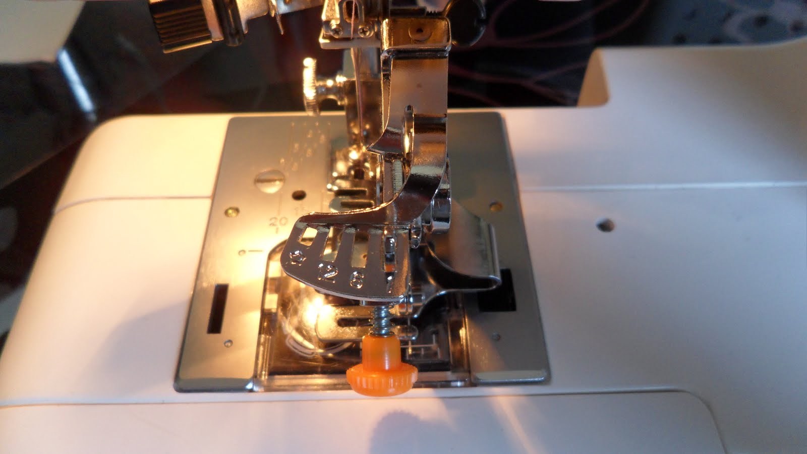 daniKate designs: Tutorial: Using a Ruffler Foot--Setup