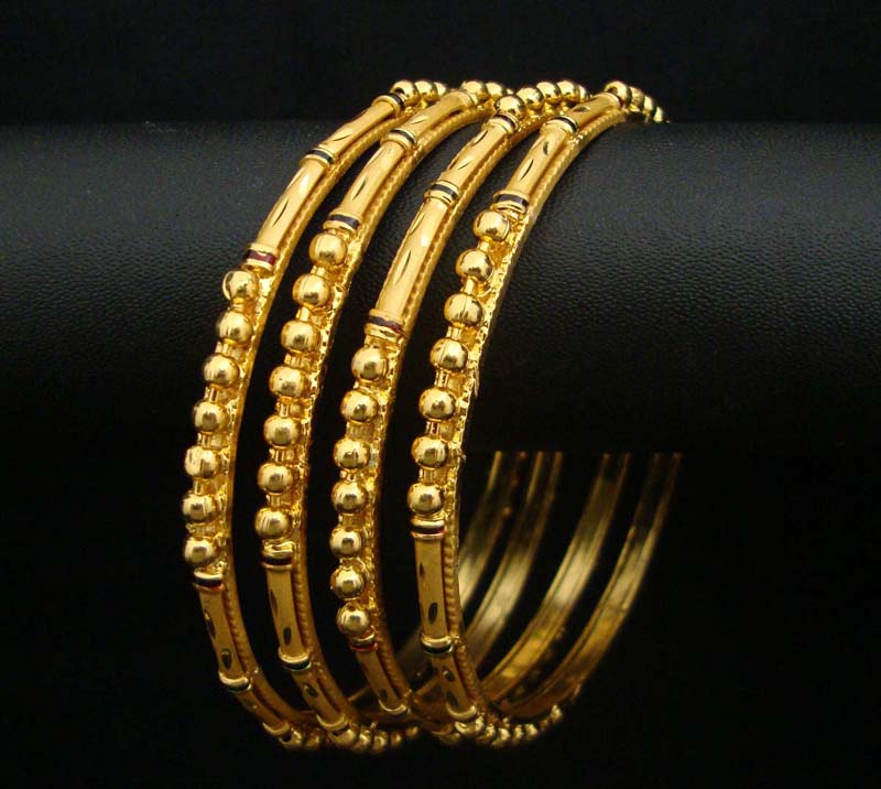 My Fusion Jewels: Gold covering bangles