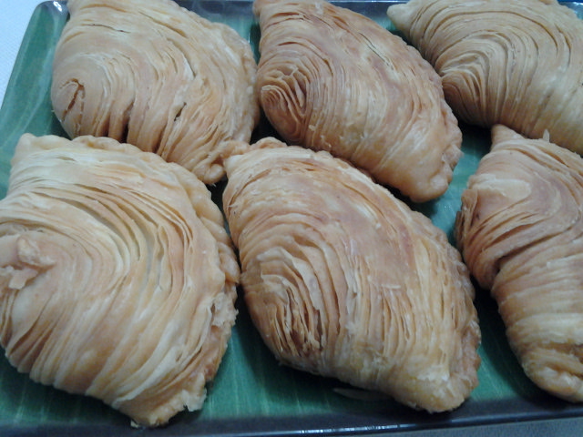 Enak Rasa Dari Dapur Kim: Karipap Pusing / Karipap Putar / Karipap Lapis