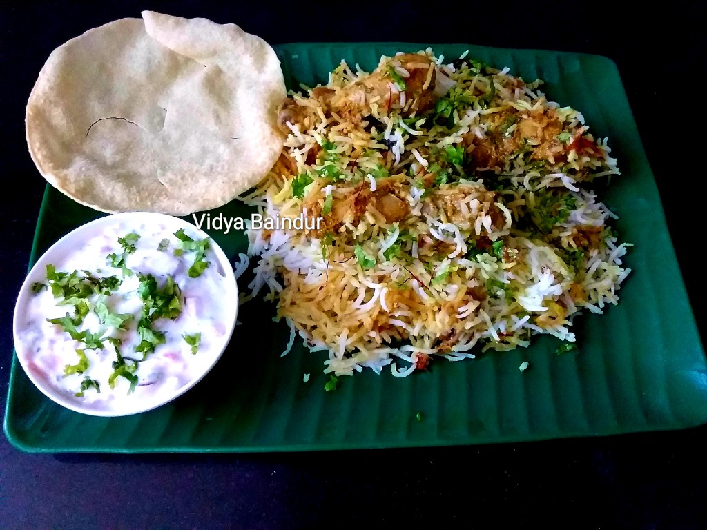 Chicken Biryani With Raita