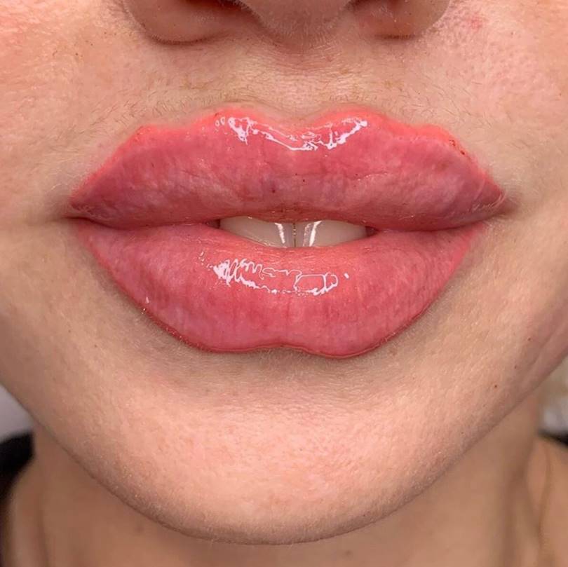 Chingum — Discover Curiosities: The New Trend of “Devil Lips” Conquers ...