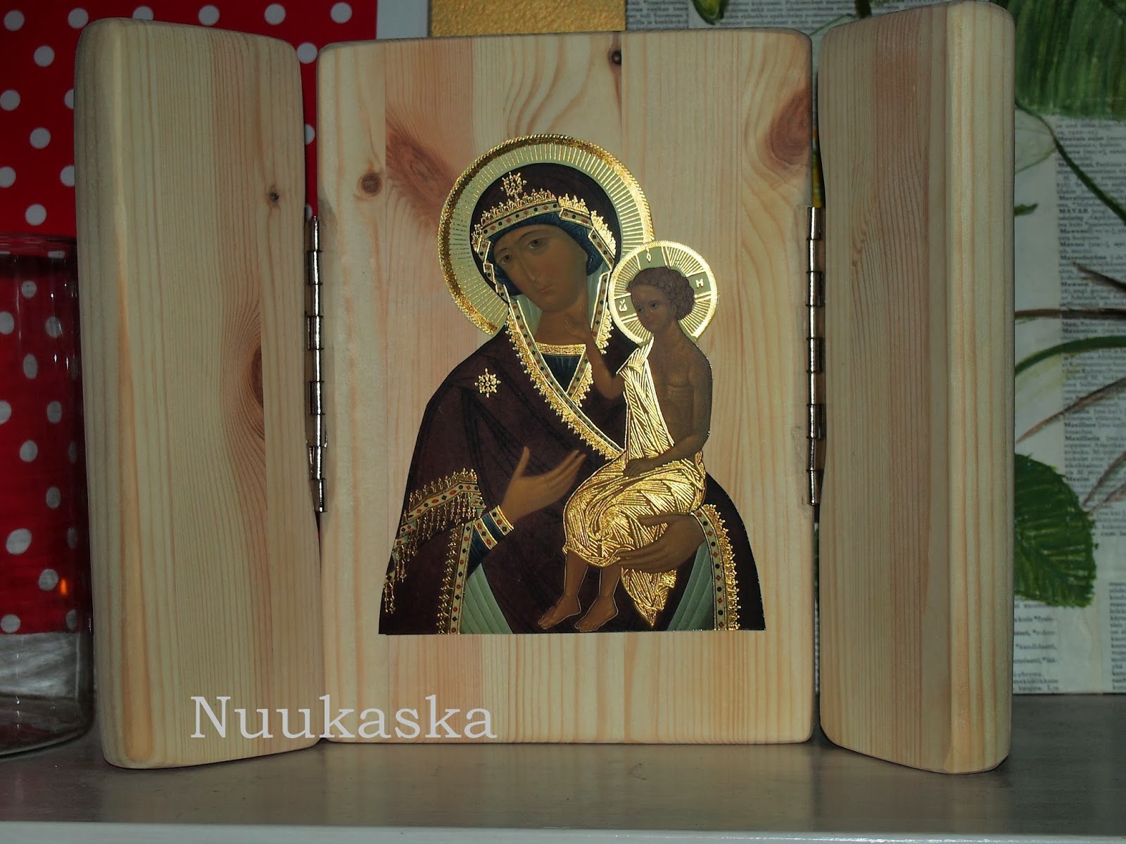 Nuukaska: Ikoni - Icon