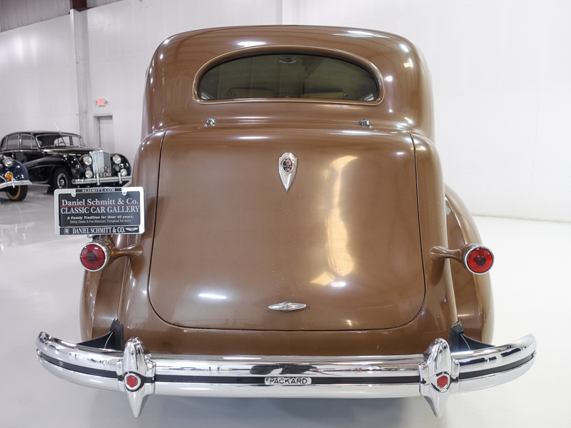 American Auto Emblems: PACKARD