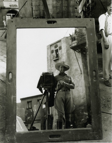 Los Grandes Fotografos: Clarence Bull (1896-1979)