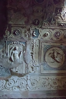 Roman Times: Roman stucco