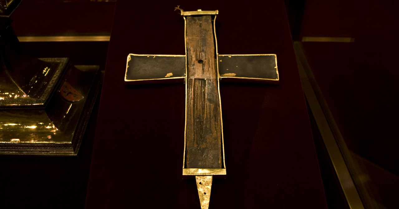 Lone Star Parson: A Late Sunday Sermon - Swords About The Cross