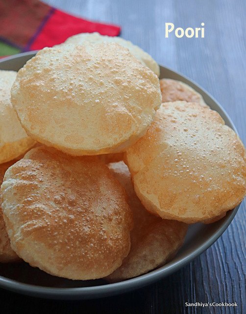 Sandhiya's Cookbook: Poori | How to make Puffed Poori