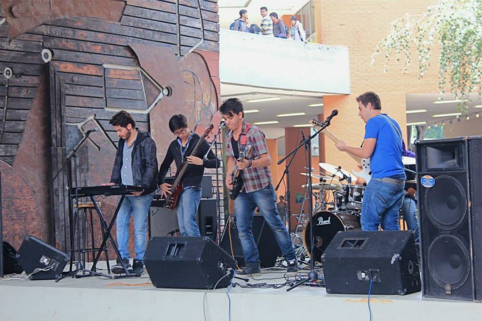 Ellio Band: ENAP - UNAM