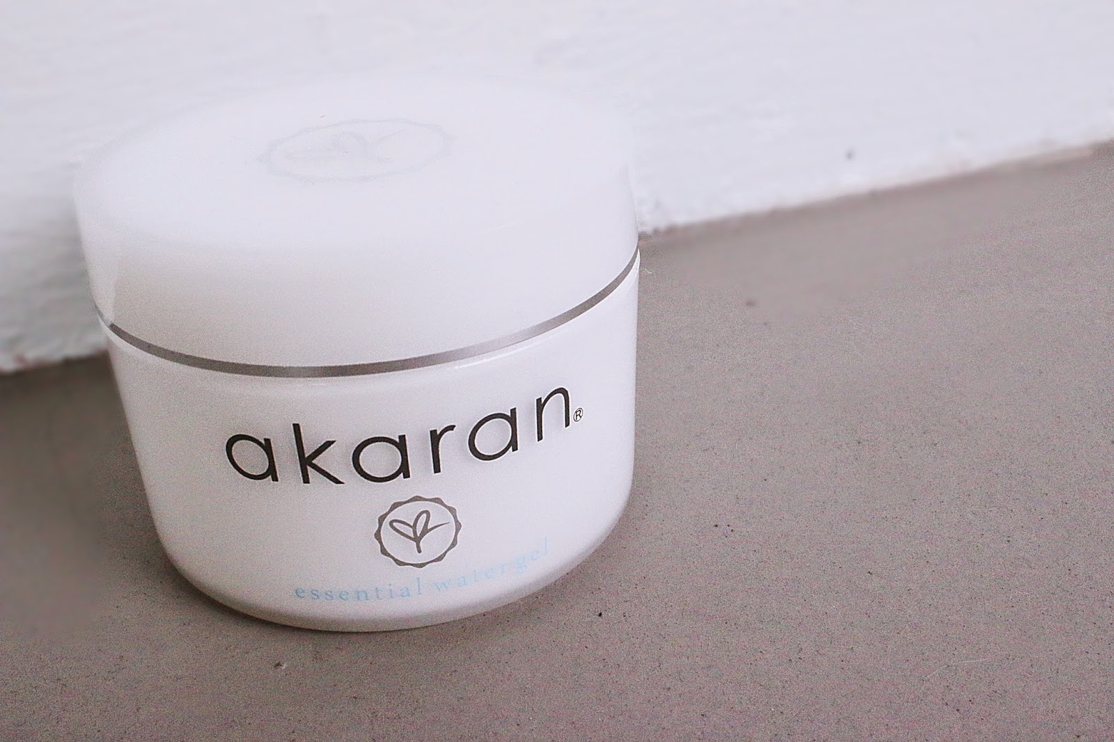 林巧頨: Review: Akaran Essential Water Gel
