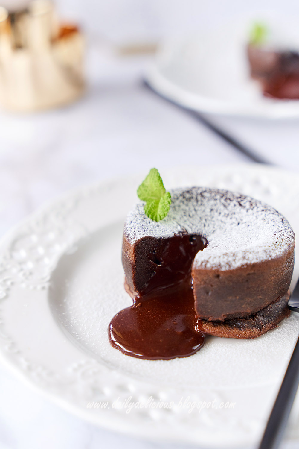 dailydelicious: Molten chocolate cake
