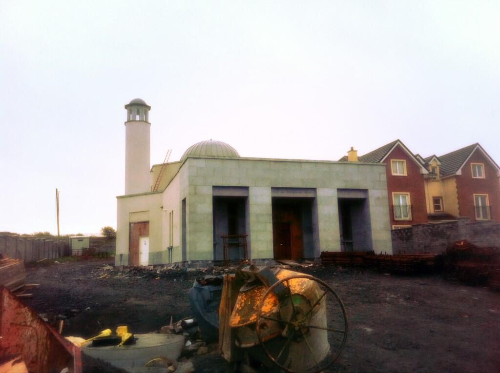 Ahmadiyya Mosques: Maryum Mosque - Galway Ireland