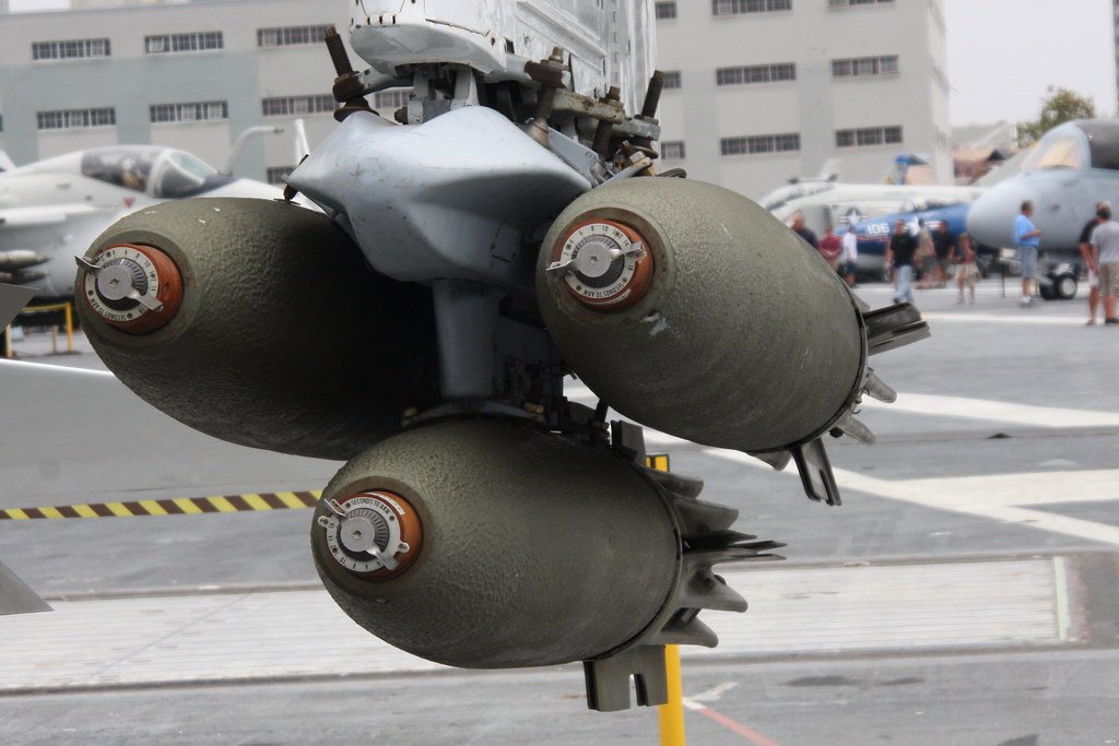 Mark 81 Bomb/Mark 81/MK 81/MK-81 Snakeye Fin