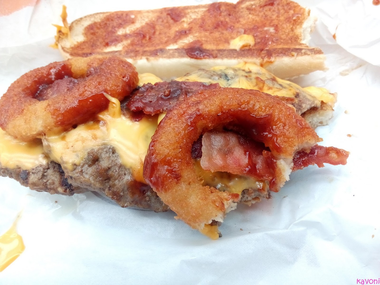 kavoniho žrádlo: Extra Long Bacon BBQ, Burger King