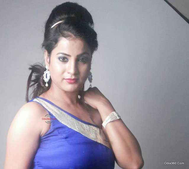 Bidusmita Dash Mantry Hot Sexy Odia Actress Real Life Picturesphotosimageswalls