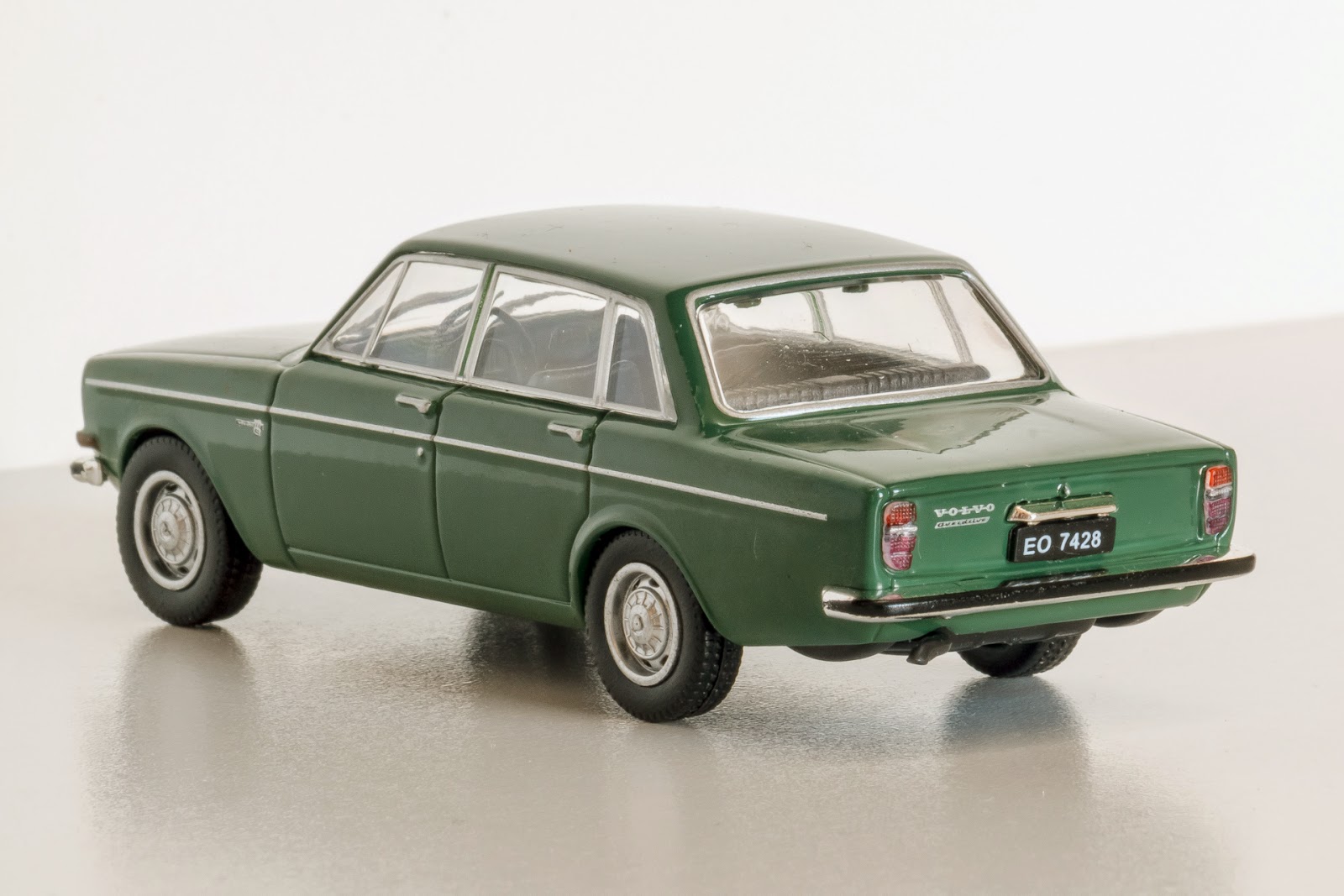 MiniAutoHobby: Volvo 144