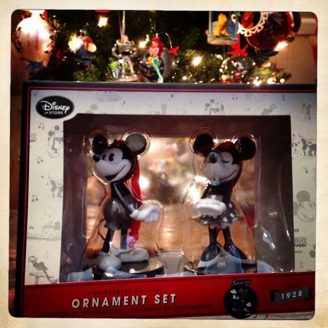 Disney Musings: Mickey and Minnie Mouse "1928" Ornament Set