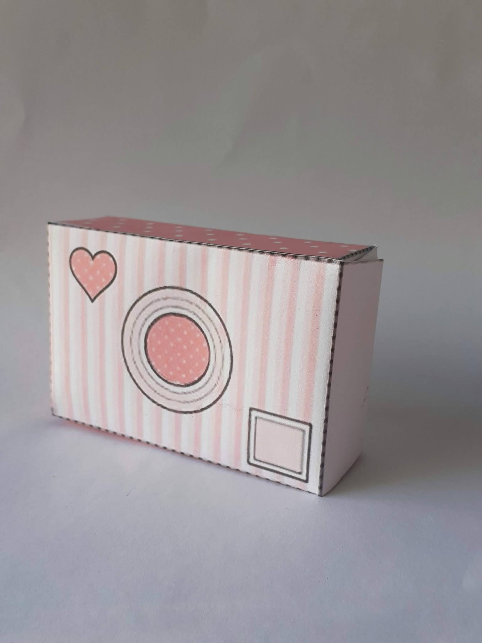 Mairê Silva : Carma 3d de papel , como fazer câmera fotográfica de ...