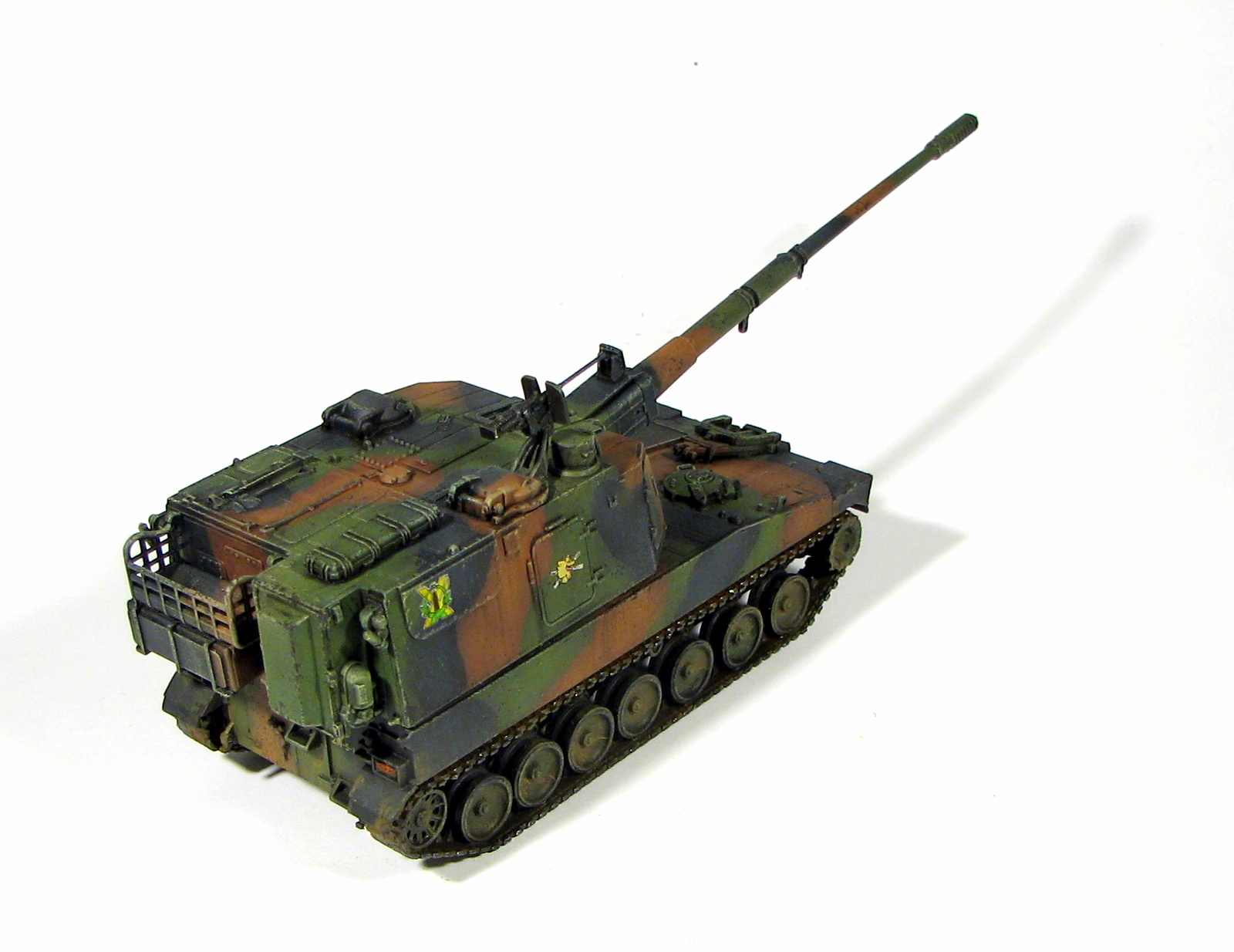 Gulumik Military Models: JGSDF TYPE 99 155 mm SPG 1/72