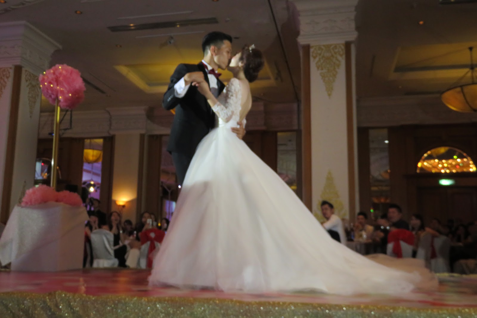 Kee Hua Chee Live!: PART 2---GRAND AND ROMANTIC WEDDING OF THE YEAR ...