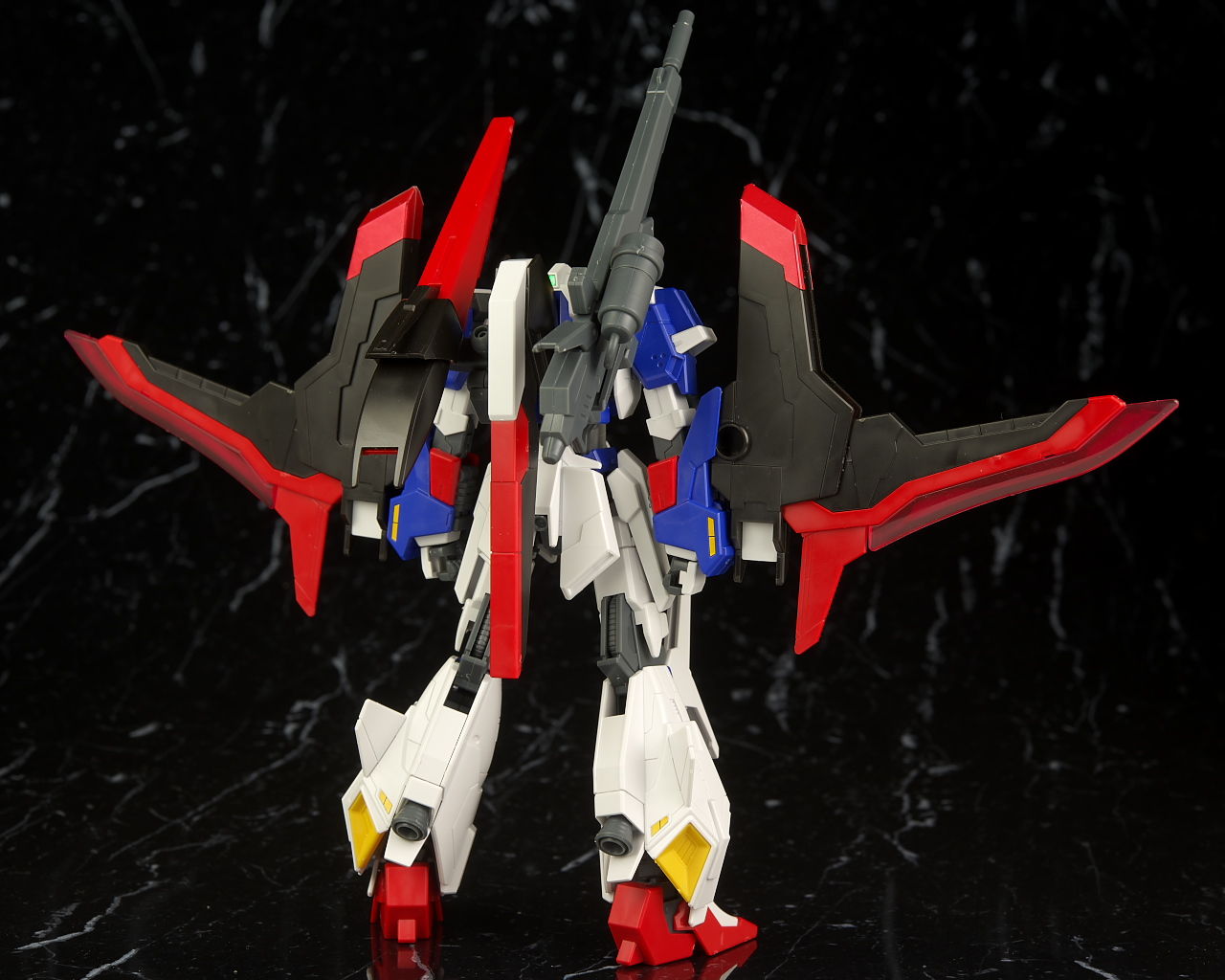 GUNDAM GUY: HGBF 1/144 Lightning Zeta Gundam - Review by Hacchaka