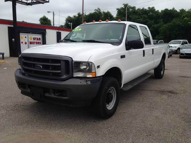 Star Motors LLC: 2002 Ford F-250 Super Duty XL 4dr Crew Cab 4WD