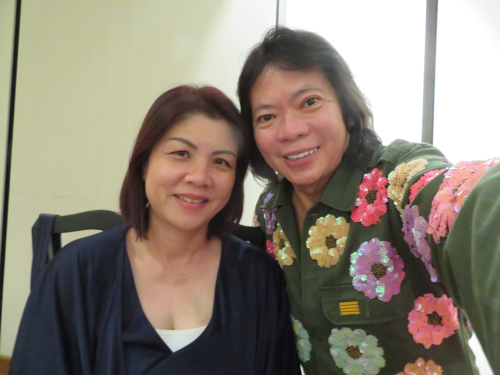 Kee Hua Chee Live!: SHARON LIAN AND CYNTHIA LOW HOSTED JOINT BIRTHDAY ...