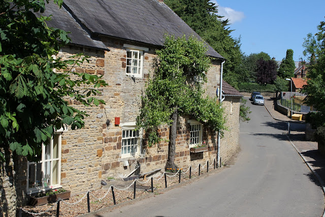 aliwalks : Pytchley - Broughton - Badsaddle Wood - Pytchley