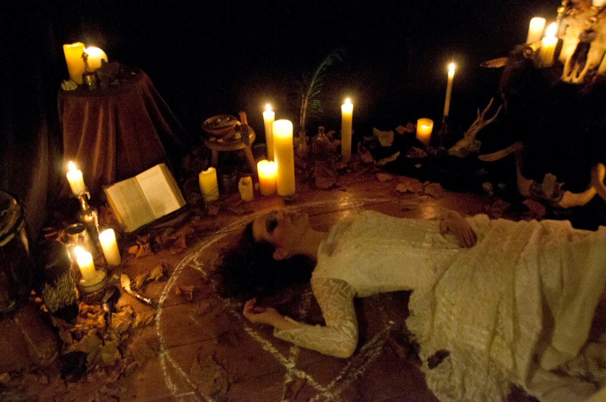 The Krumble Empire: FRIGHT NIGHT FREAKY FAMILY FILMING SESH!