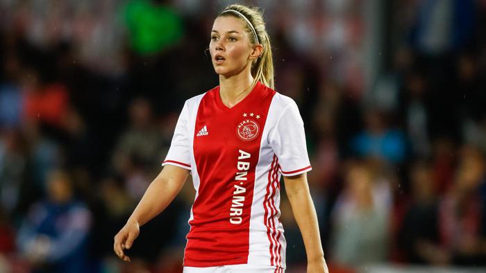 Anouk Hoogendijk Dutch footballer Poster Wallpapers ~ allstorepics