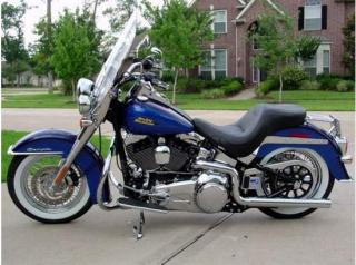 Oakland Invaders Motorcycle Club: Classic Styles