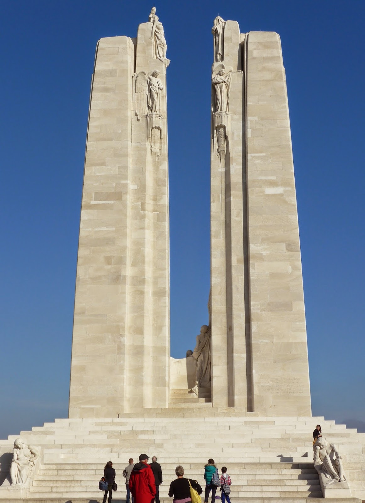 Art-e-facts: encounters with objects in museums: Vimy Ridge: The Memorial