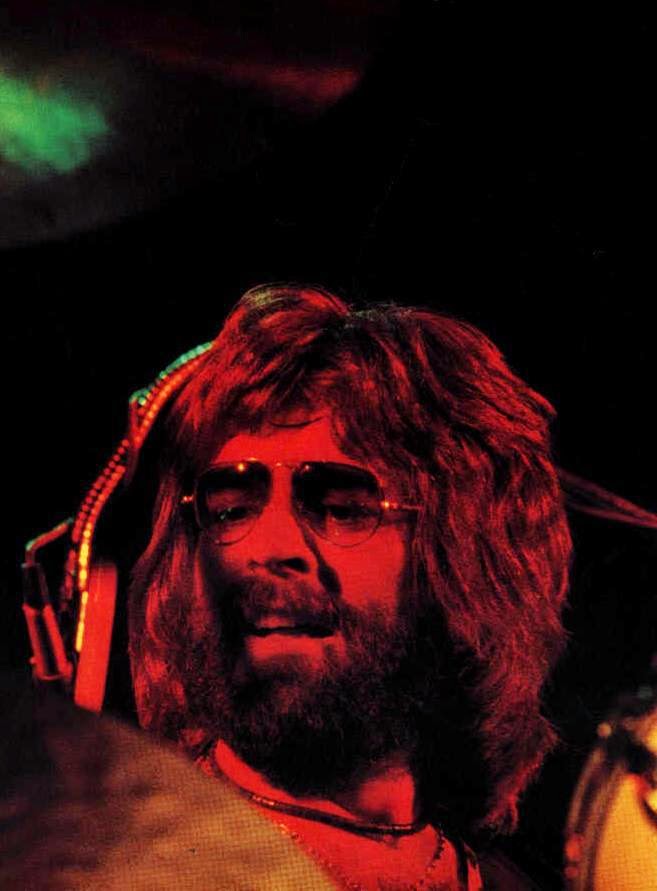 Roni & Nazareth: Darrell Sweet