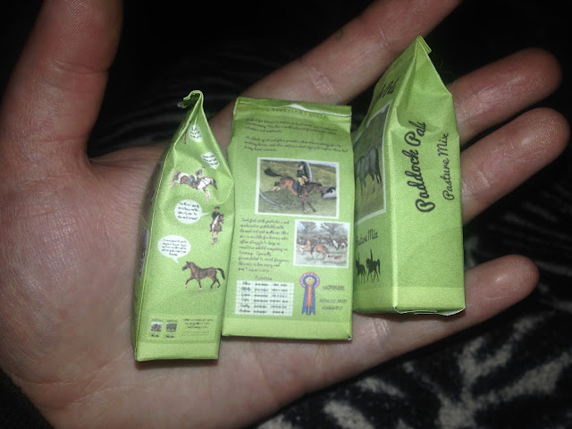 Last Alliance Studios: Printable Feedbags!