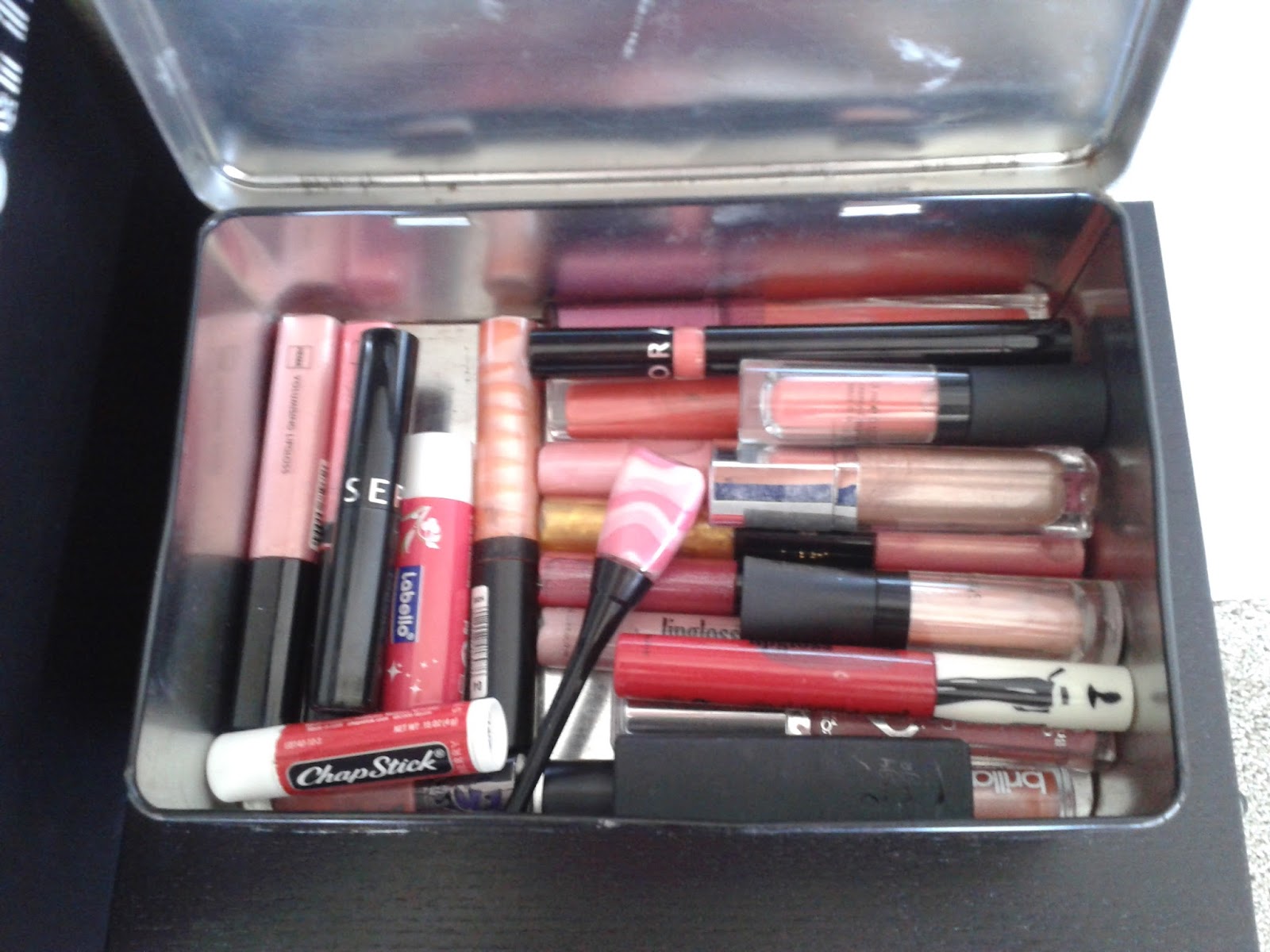 Mandi Loves Makeup: Mon nouveau meuble de rangement makeup